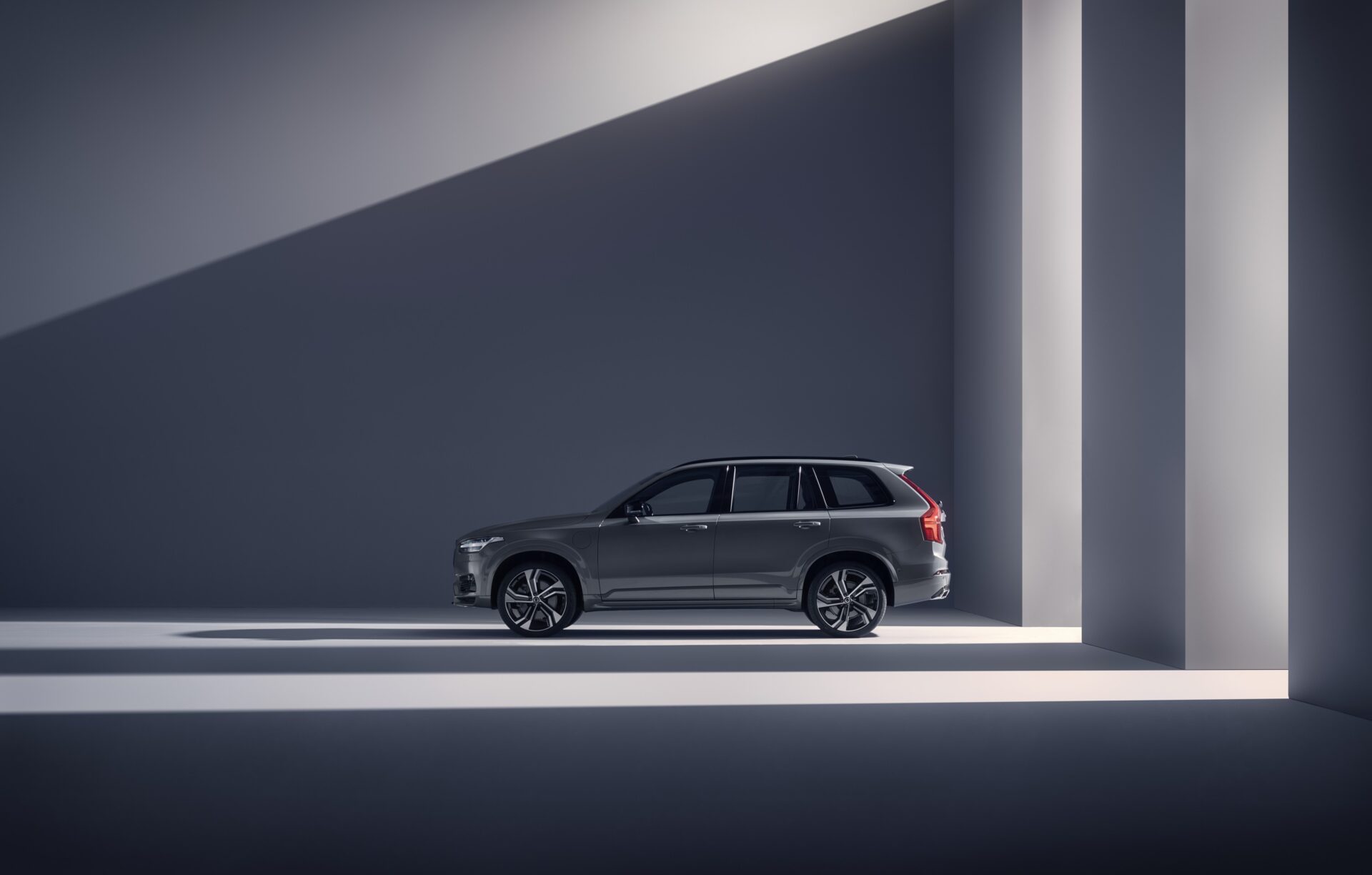 Volvo Cars Chengdu car plant powered by 100 per cent renewable ...